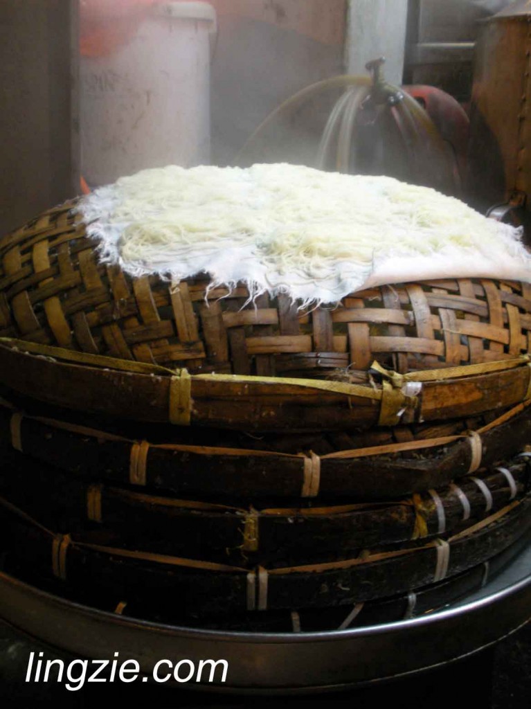 Indian Dessert: Putu Mayong & Putu Piring @ Pulau Tikus | Lingzie's ...