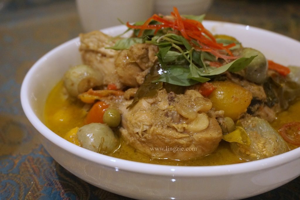 Richard Rivalee The Designer & Chef Nyonya Cuisine @ M Mall, Penang ...