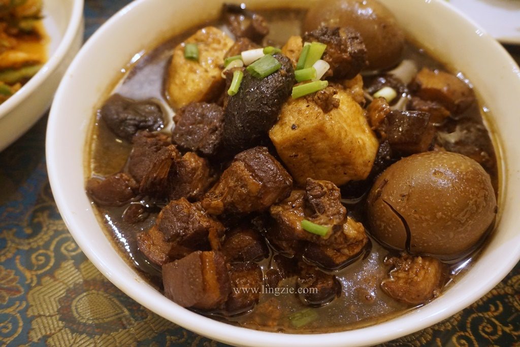 Richard Rivalee The Designer & Chef Nyonya Cuisine @ M Mall, Penang ...