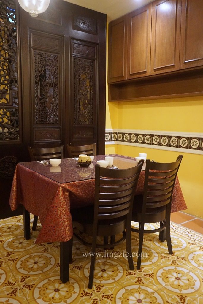 Richard Rivalee The Designer & Chef Nyonya Cuisine @ M Mall, Penang ...