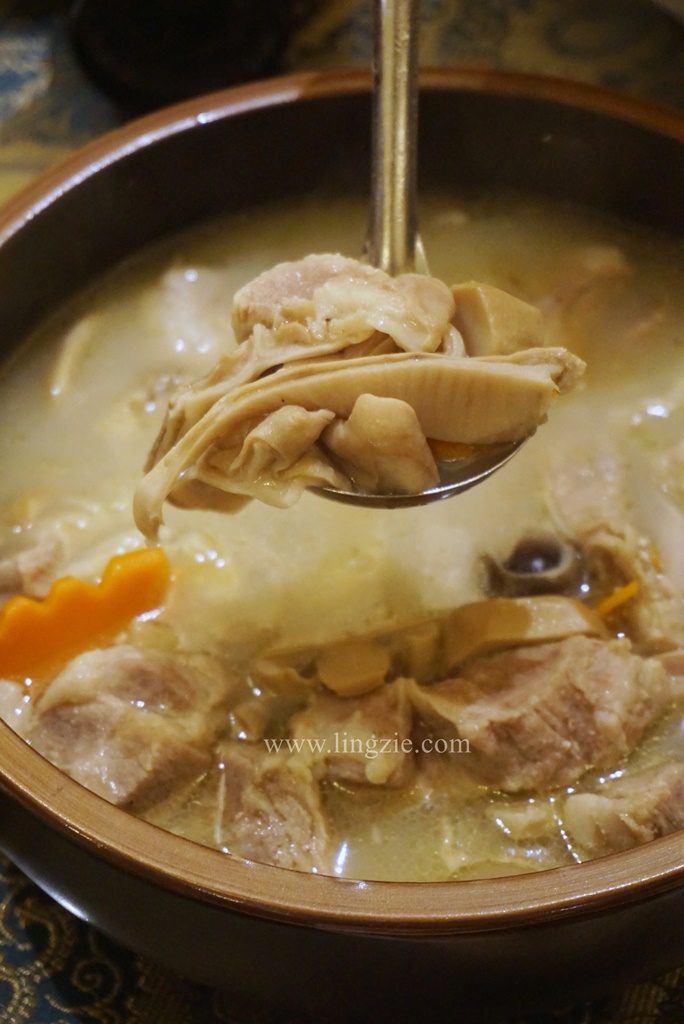 Richard Rivalee The Designer & Chef Nyonya Cuisine @ M Mall, Penang ...